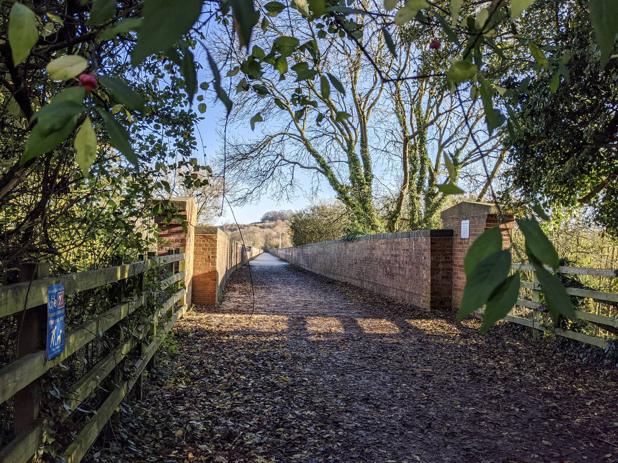 Hockley viaduct walk#4 - grand views of the city and farmlands ...